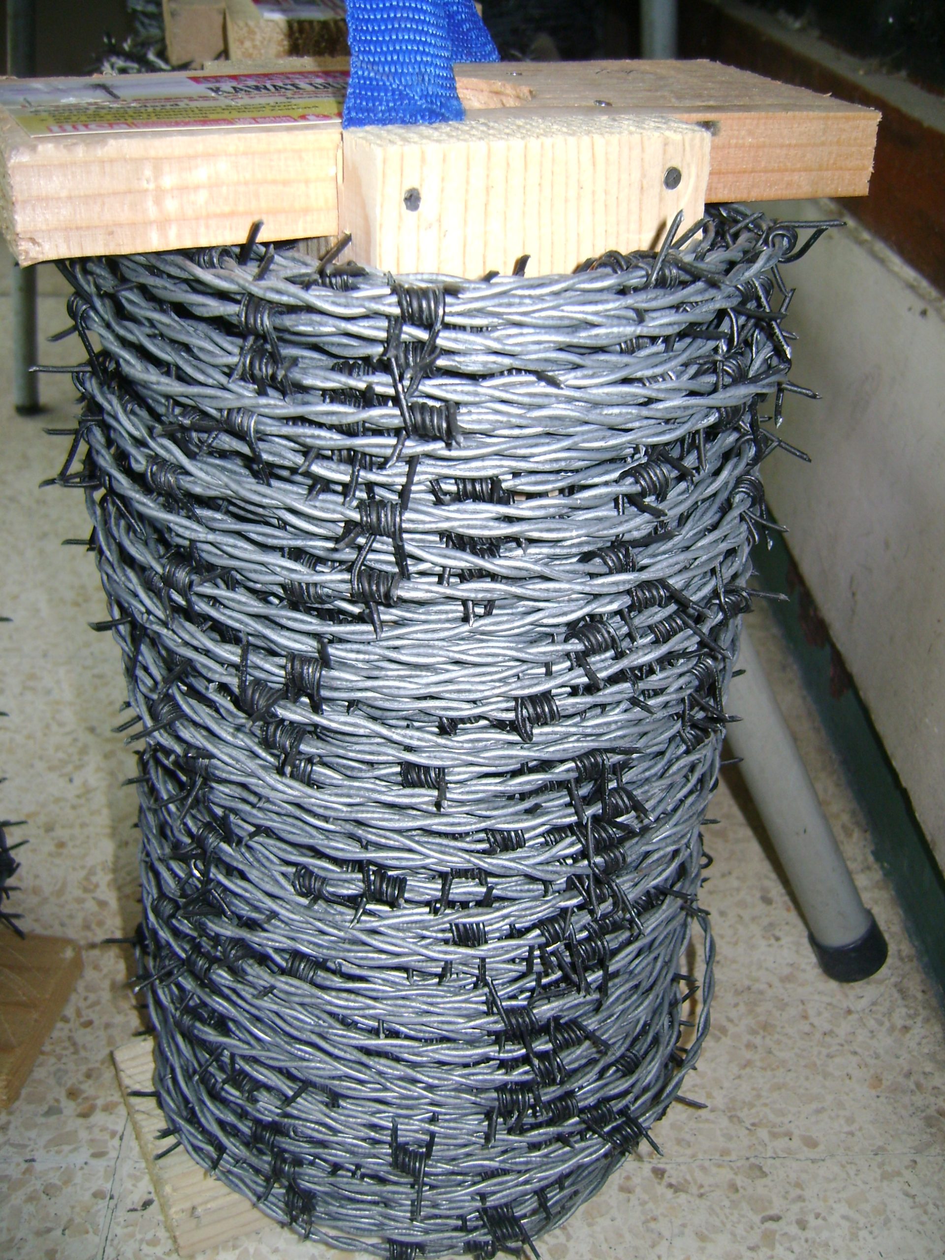 Kawat Duri – Barbed Wire Pagar BRC